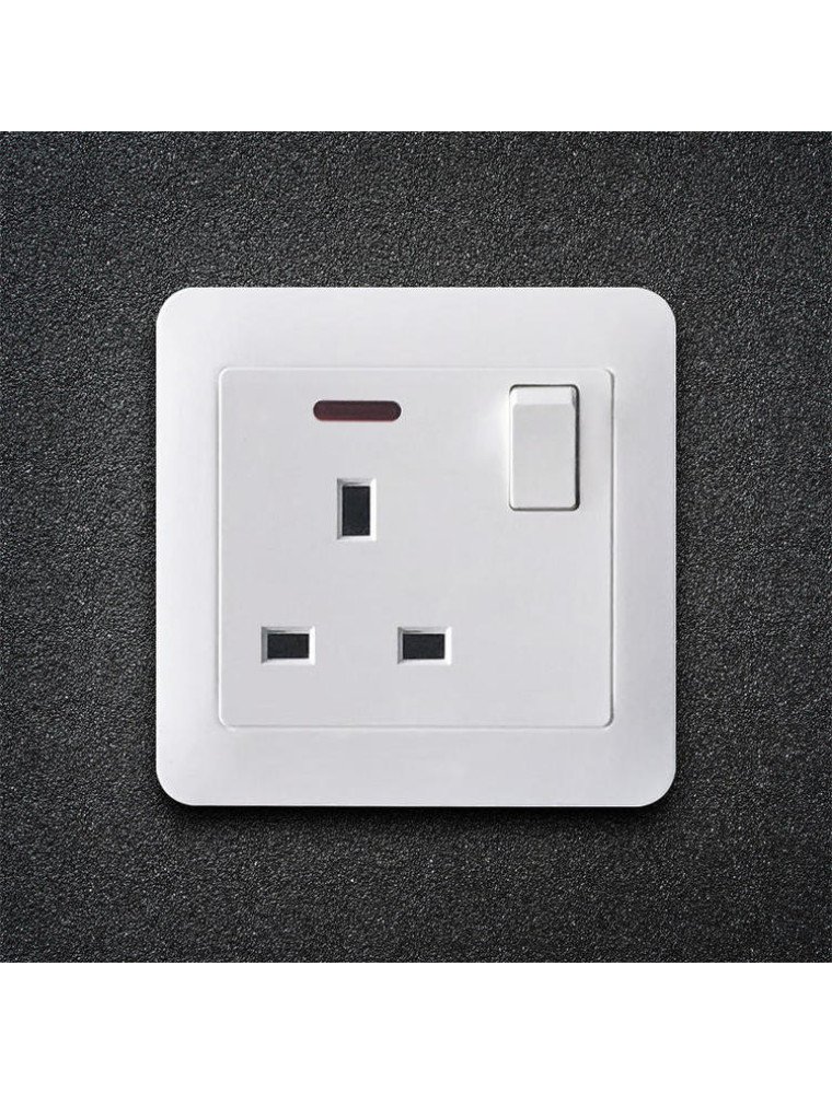 Plastic Switch TT-UK Socket With Switch With Indicator Light-WHITE